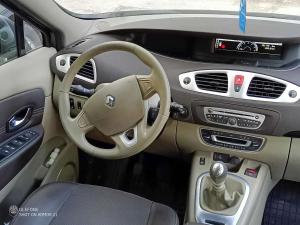 Renault Grand Scenic 2011 Viļņa, ar dzinēja tilpumu 1.87 L un nobraukumu 229 tūkst. km par 2700 €, foto 3 vietnē AUTOMOTO.COM.LV