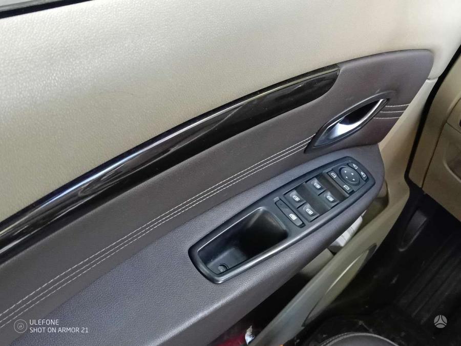 Renault Grand Scenic 2011 Viļņa, ar dzinēja tilpumu 1.87 L un nobraukumu 229 tūkst. km par 2700 €, foto 4 vietnē AUTOMOTO.COM.LV
