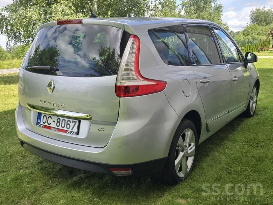 Renault Grand Scenic 2012 in Daugavpils, with an engine capacity of 1.60 L and mileage of 279 thousand km for 4200 €, photo 4 on AUTOMOTO.COM.LV