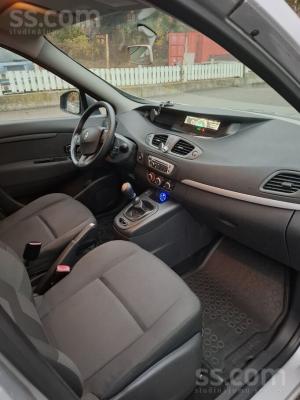 Renault Grand Scenic 2013 Rīga, ar dzinēja tilpumu 1.50 L un nobraukumu 272 tūkst. km par 2800 €, foto 6 vietnē AUTOMOTO.COM.LV