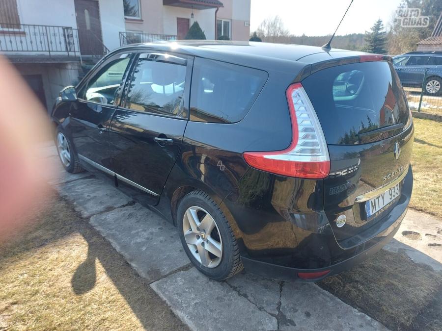 Renault Grand Scenic 2015 in Vilnius, with an engine capacity of 1.50 L and mileage of 360 thousand km for 4500 €, photo 2 on AUTOMOTO.COM.LV