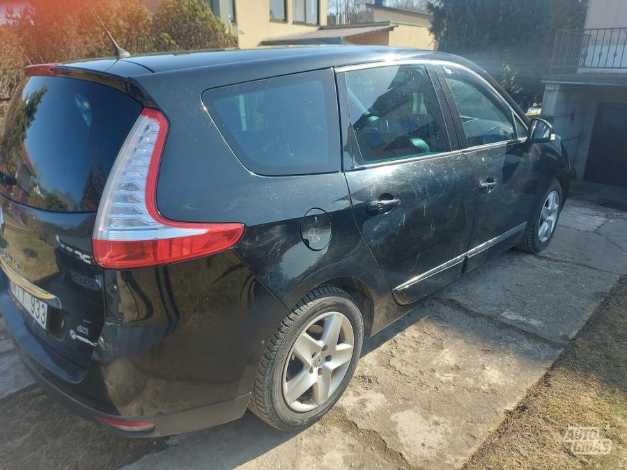 Renault Grand Scenic 2015 in Vilnius, with an engine capacity of 1.50 L and mileage of 360 thousand km for 4500 €, photo 3 on AUTOMOTO.COM.LV