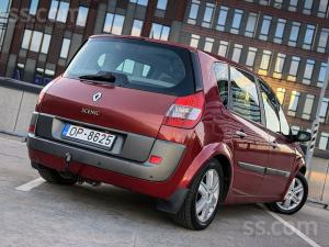 Red Renault Grand Scenic 2007 in Riga, with an engine capacity of 2.00 L and mileage of 243 thousand km for 1790 €, photo 7 on AUTOMOTO.COM.LV