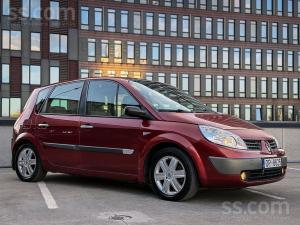 Red Renault Grand Scenic 2007 in Riga, with an engine capacity of 2.00 L and mileage of 243 thousand km for 1790 €, photo 8 on AUTOMOTO.COM.LV