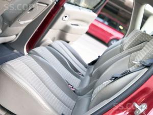 Red Renault Grand Scenic 2007 in Riga, with an engine capacity of 2.00 L and mileage of 243 thousand km for 1790 €, photo 13 on AUTOMOTO.COM.LV