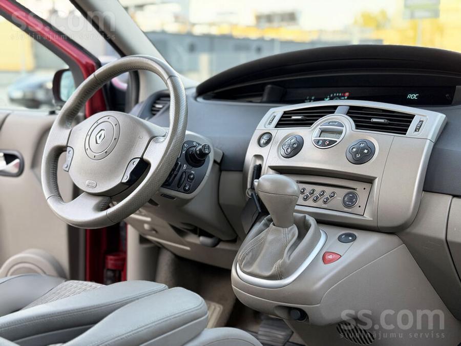 Red Renault Grand Scenic 2007 in Riga, with an engine capacity of 2.00 L and mileage of 243 thousand km for 1790 €, photo 21 on AUTOMOTO.COM.LV