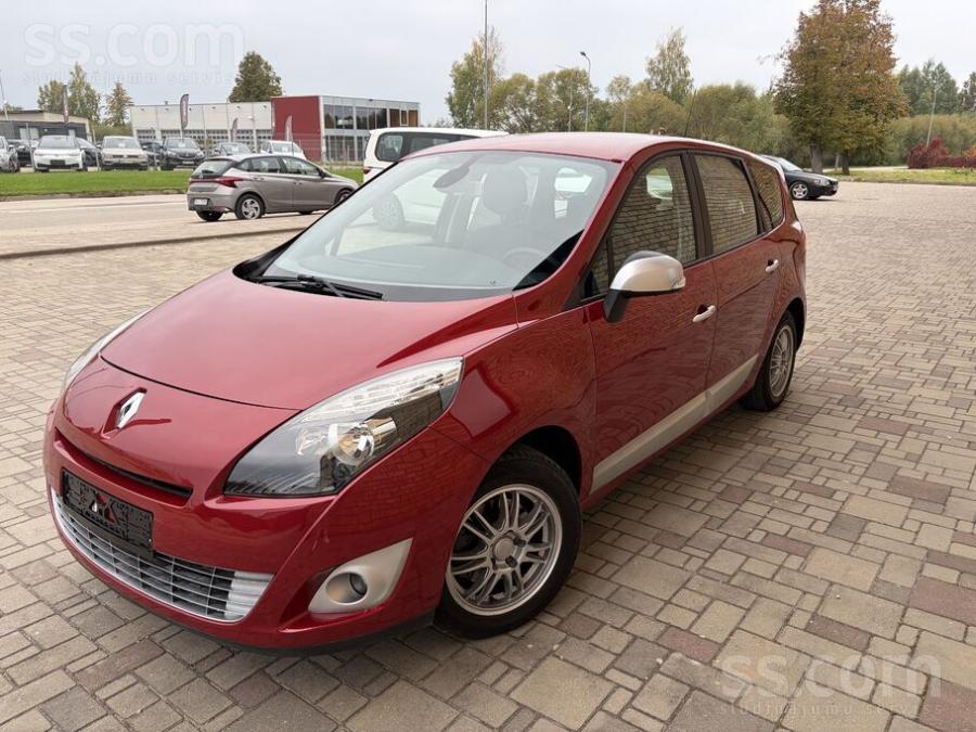 Red Renault Grand Scenic 2010 in Jelgava, with an engine capacity of 1.90 L and mileage of 203 thousand km for 4250 €, photo 4 on AUTOMOTO.COM.LV