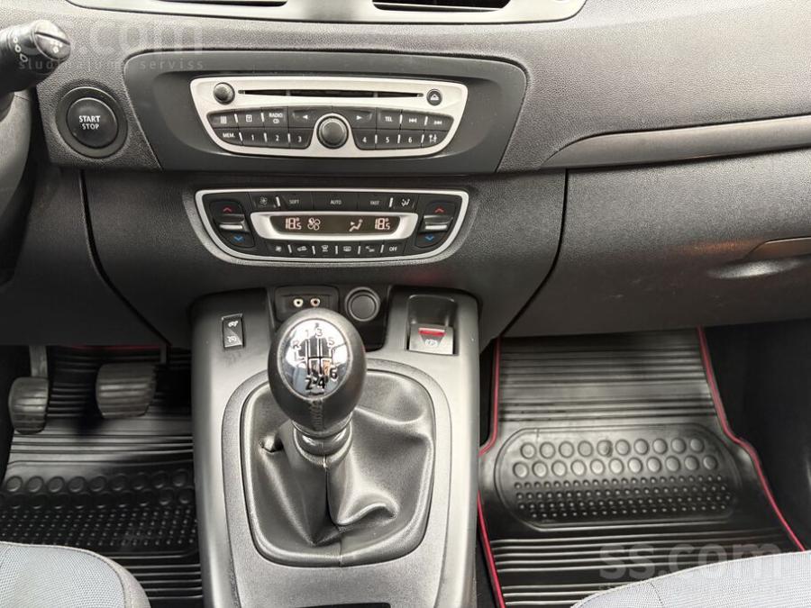 Red Renault Grand Scenic 2010 in Jelgava, with an engine capacity of 1.90 L and mileage of 203 thousand km for 4250 €, photo 13 on AUTOMOTO.COM.LV