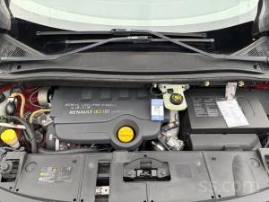 Red Renault Grand Scenic 2010 in Jelgava, with an engine capacity of 1.90 L and mileage of 203 thousand km for 4250 €, photo 17 on AUTOMOTO.COM.LV