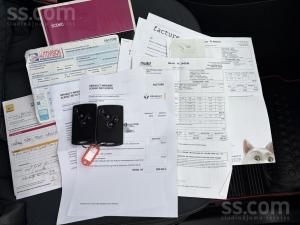 Red Renault Grand Scenic 2010 in Jelgava, with an engine capacity of 1.90 L and mileage of 203 thousand km for 4250 €, photo 19 on AUTOMOTO.COM.LV