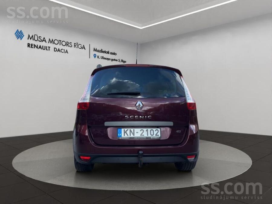 Красный Рено Гранд Сценик 2013 в Рига, объемом двигателя 1.60 л и пробегом 260 тыс. км за 4495 €, фото 6 на AUTOMOTO.COM.LV