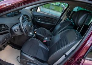 Sarkans Renault Grand Scenic 2014 Cēsis, ar dzinēja tilpumu 1.20 L un nobraukumu 151 tūkst. km par 5900 €, foto 14 vietnē AUTOMOTO.COM.LV