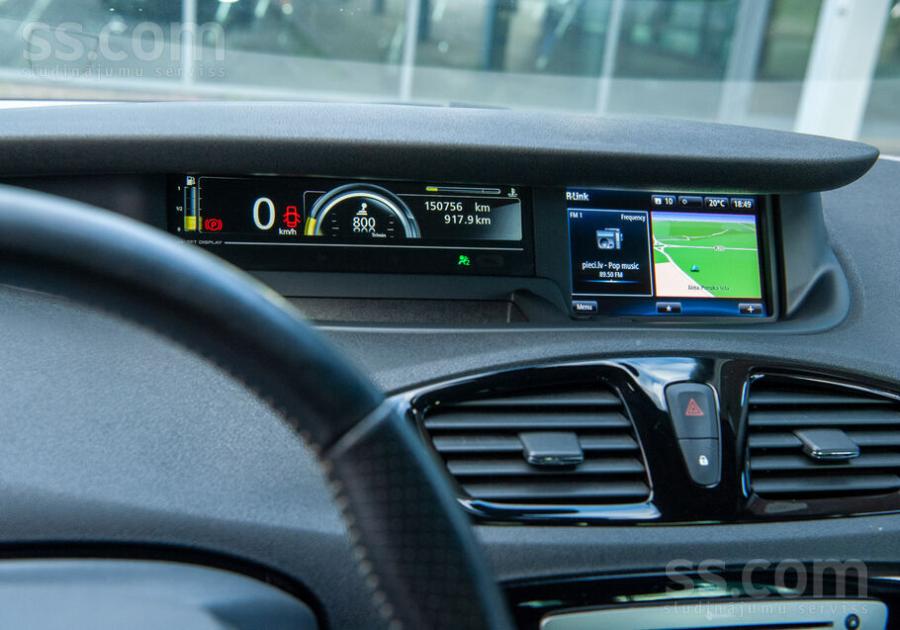 Sarkans Renault Grand Scenic 2014 Cēsis, ar dzinēja tilpumu 1.20 L un nobraukumu 151 tūkst. km par 5900 €, foto 20 vietnē AUTOMOTO.COM.LV
