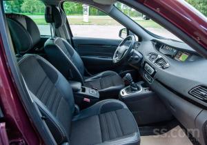 Sarkans Renault Grand Scenic 2014 Cēsis, ar dzinēja tilpumu 1.20 L un nobraukumu 151 tūkst. km par 5900 €, foto 23 vietnē AUTOMOTO.COM.LV