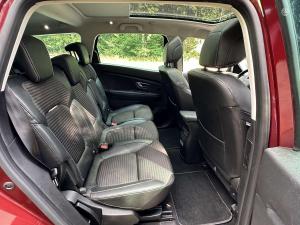 Red Renault Grand Scenic 2018 in Ukmerge, with an engine capacity of 1.33 L and mileage of 167 thousand km for 8550 €, photo 12 on AUTOMOTO.COM.LV