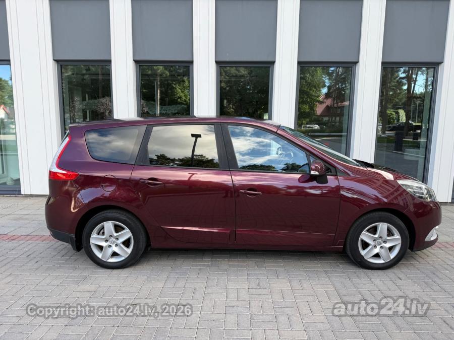 Sarkans Renault Grand Scenic 2015 Tallina, ar dzinēja tilpumu 1.50 L un nobraukumu 161 tūkst. km par 4900 €, foto 6 vietnē AUTOMOTO.COM.LV