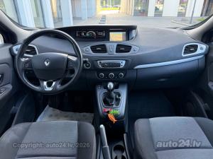 Sarkans Renault Grand Scenic 2015 Tallina, ar dzinēja tilpumu 1.50 L un nobraukumu 161 tūkst. km par 4900 €, foto 10 vietnē AUTOMOTO.COM.LV