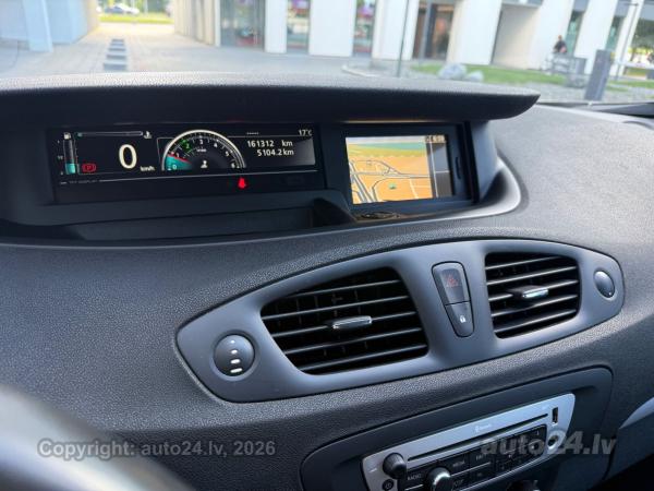 Sarkans Renault Grand Scenic 2015 Tallina, ar dzinēja tilpumu 1.50 L un nobraukumu 161 tūkst. km par 4900 €, foto 10 vietnē AUTOMOTO.COM.LV