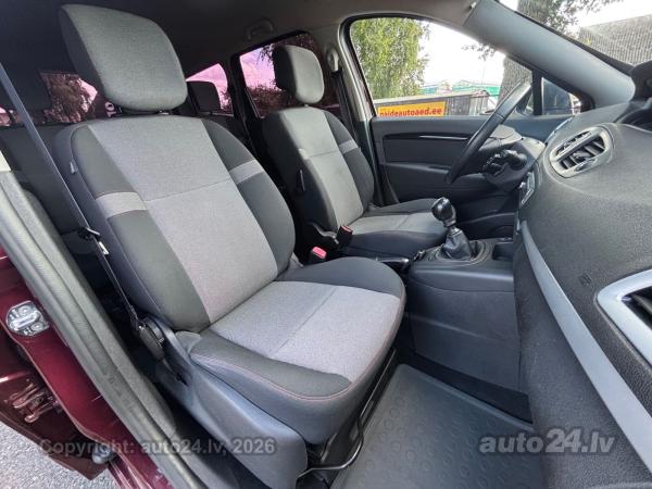 Red Renault Grand Scenic 2015 in Paide, with an engine capacity of 1.20 L and mileage of 153 thousand km for 5390 €, photo 10 on AUTOMOTO.COM.LV