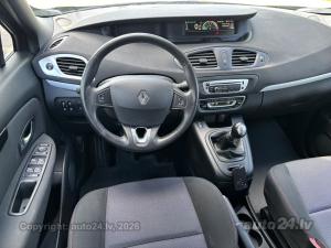 Sarkans Renault Grand Scenic 2015 Paide, ar dzinēja tilpumu 1.20 L un nobraukumu 153 tūkst. km par 5390 €, foto 12 vietnē AUTOMOTO.COM.LV