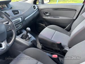 Sarkans Renault Grand Scenic 2015 Paide, ar dzinēja tilpumu 1.20 L un nobraukumu 153 tūkst. km par 5390 €, foto 13 vietnē AUTOMOTO.COM.LV