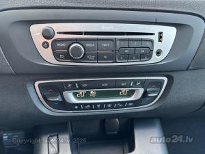 Sarkans Renault Grand Scenic 2015 Paide, ar dzinēja tilpumu 1.20 L un nobraukumu 153 tūkst. km par 5390 €, foto 19 vietnē AUTOMOTO.COM.LV