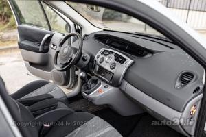 Renault Grand Scenic 2004 Tallina, ar dzinēja tilpumu 1.90 L un nobraukumu 99 tūkst. km par 2998 €, foto 14 vietnē AUTOMOTO.COM.LV