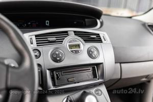 Renault Grand Scenic 2004 Tallina, ar dzinēja tilpumu 1.90 L un nobraukumu 99 tūkst. km par 2998 €, foto 20 vietnē AUTOMOTO.COM.LV