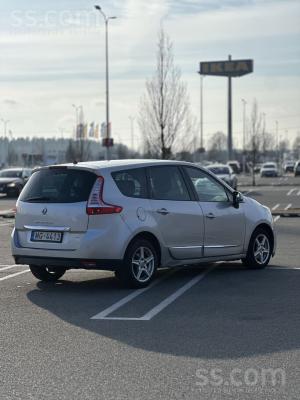 Renault Grand Scenic 2012 Rīga, ar dzinēja tilpumu 1.50 L un nobraukumu 367 tūkst. km par 2200 €, foto 4 vietnē AUTOMOTO.COM.LV