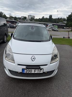 Balts Renault Grand Scenic 2009 Pērnava, ar dzinēja tilpumu 2.00 L un nobraukumu 249 tūkst. km par 3800 €, foto 7 vietnē AUTOMOTO.COM.LV