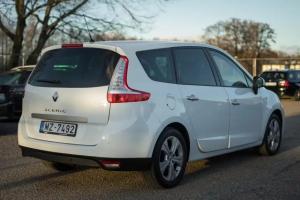 Balts Renault Grand Scenic 2010 Liepāja, ar dzinēja tilpumu 2.00 L un nobraukumu 239 tūkst. km par 6350 €, foto 5 vietnē AUTOMOTO.COM.LV