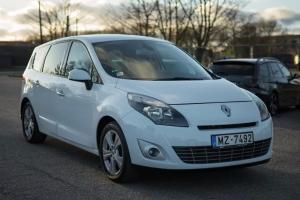 Balts Renault Grand Scenic 2010 Liepāja, ar dzinēja tilpumu 2.00 L un nobraukumu 239 tūkst. km par 6350 €, foto 6 vietnē AUTOMOTO.COM.LV