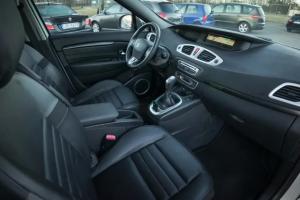 Balts Renault Grand Scenic 2010 Liepāja, ar dzinēja tilpumu 2.00 L un nobraukumu 239 tūkst. km par 6350 €, foto 14 vietnē AUTOMOTO.COM.LV