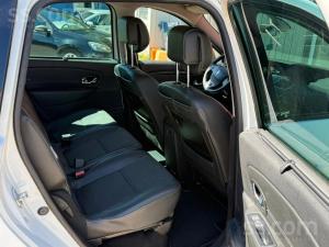White Renault Grand Scenic 2012 in Riga, with an engine capacity of 1.50 L and mileage of 311 thousand km for 2490 €, photo 9 on AUTOMOTO.COM.LV