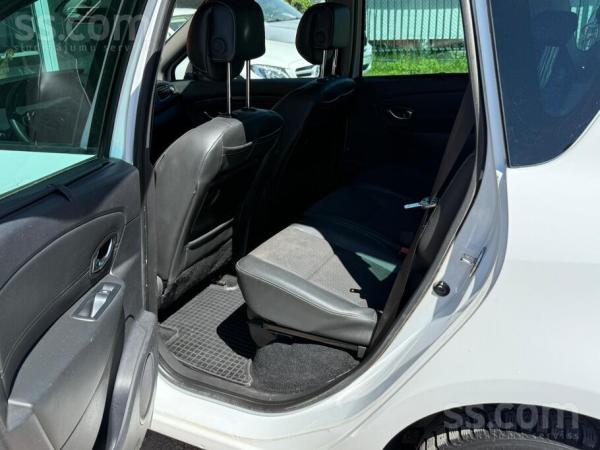 White Renault Grand Scenic 2012 in Riga, with an engine capacity of 1.50 L and mileage of 311 thousand km for 2490 €, photo 10 on AUTOMOTO.COM.LV