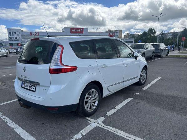Balts Renault Grand Scenic 2012 Viļņa, ar dzinēja tilpumu 1.60 L un nobraukumu 254 tūkst. km par 2600 €, foto 4 vietnē AUTOMOTO.COM.LV