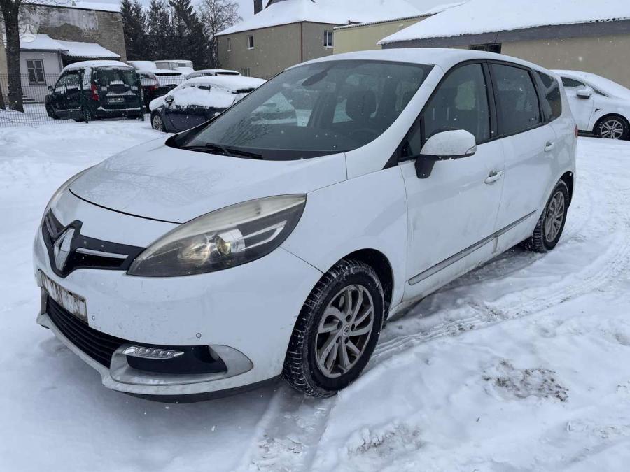 White Renault Grand Scenic 2013 in Taurage, with an engine capacity of 1.46 L and mileage of 270 thousand km for 3500 €, photo 1 on AUTOMOTO.COM.LV