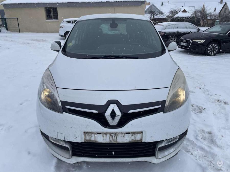 White Renault Grand Scenic 2013 in Taurage, with an engine capacity of 1.46 L and mileage of 270 thousand km for 3500 €, photo 2 on AUTOMOTO.COM.LV