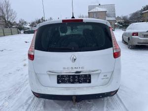 White Renault Grand Scenic 2013 in Taurage, with an engine capacity of 1.46 L and mileage of 270 thousand km for 3500 €, photo 6 on AUTOMOTO.COM.LV