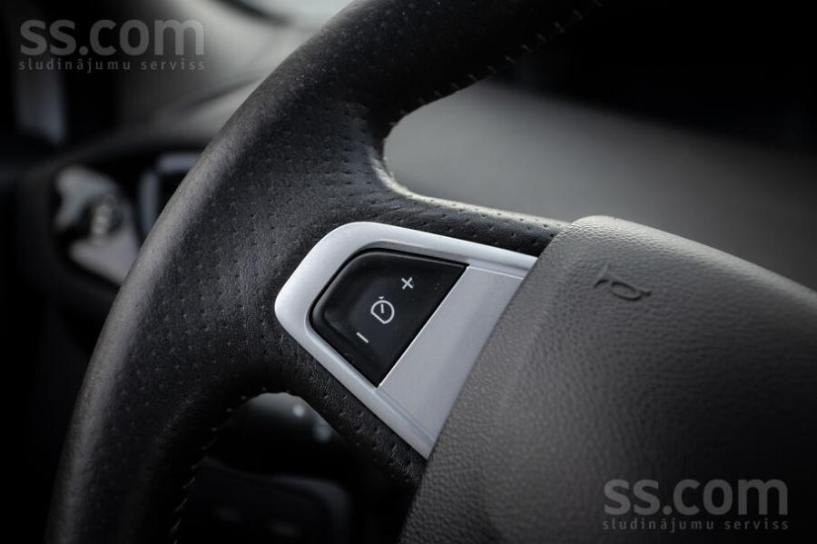 Balts Renault Grand Scenic 2013 Jelgava, ar dzinēja tilpumu 1.50 L un nobraukumu 260 tūkst. km par 4999 €, foto 19 vietnē AUTOMOTO.COM.LV