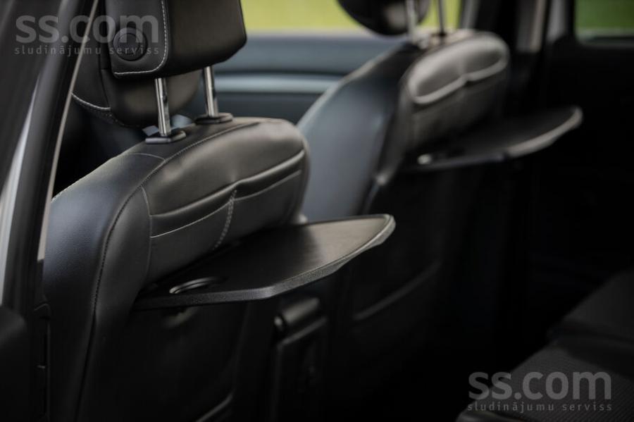 Balts Renault Grand Scenic 2013 Jelgava, ar dzinēja tilpumu 1.50 L un nobraukumu 260 tūkst. km par 4999 €, foto 25 vietnē AUTOMOTO.COM.LV