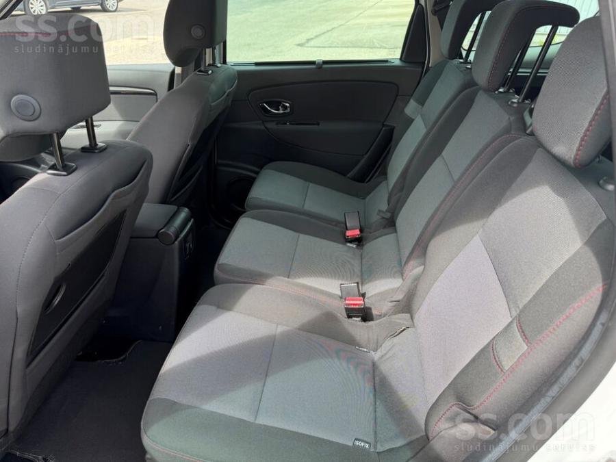 White Renault Grand Scenic 2013 in Riga, with an engine capacity of 1.50 L and mileage of 273 thousand km for 3890 €, photo 8 on AUTOMOTO.COM.LV