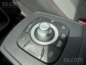 White Renault Grand Scenic 2013 in Riga, with an engine capacity of 1.50 L and mileage of 273 thousand km for 3890 €, photo 15 on AUTOMOTO.COM.LV