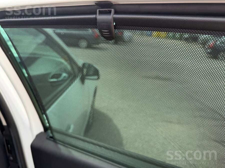 White Renault Grand Scenic 2013 in Riga, with an engine capacity of 1.50 L and mileage of 273 thousand km for 3890 €, photo 18 on AUTOMOTO.COM.LV