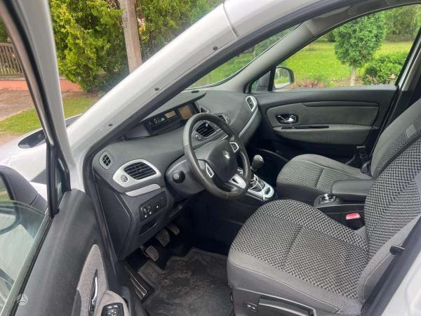 Balts Renault Grand Scenic 2013 Šauļi, ar dzinēja tilpumu 1.46 L un nobraukumu 260 tūkst. km par 2695 €, foto 11 vietnē AUTOMOTO.COM.LV