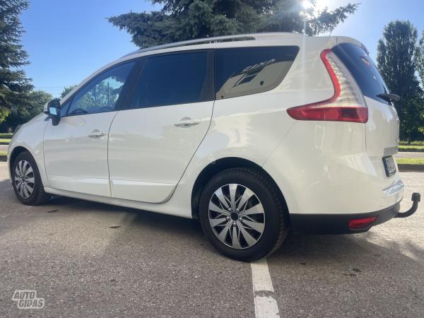 Balts Renault Grand Scenic 2014 Kauņa, ar dzinēja tilpumu 1.60 L un nobraukumu 330 tūkst. km par 4300 €, foto 7 vietnē AUTOMOTO.COM.LV