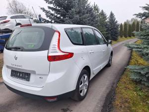 White Renault Grand Scenic 2015 in Utena, with an engine capacity of 1.46 L and mileage of 199 thousand km for 4650 €, photo 3 on AUTOMOTO.COM.LV