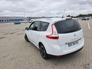 White Renault Grand Scenic 2015 in Taurage, with an engine capacity of 1.46 L and mileage of 235 thousand km for 4200 €, photo 5 on AUTOMOTO.COM.LV