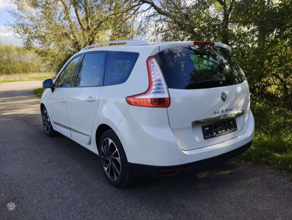 White Renault Grand Scenic 2015 in Kaunas, with an engine capacity of 1.60 L and mileage of 240 thousand km for 4950 €, photo 3 on AUTOMOTO.COM.LV