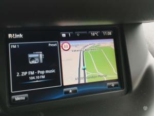 White Renault Grand Scenic 2015 in Kaunas, with an engine capacity of 1.60 L and mileage of 240 thousand km for 4950 €, photo 8 on AUTOMOTO.COM.LV